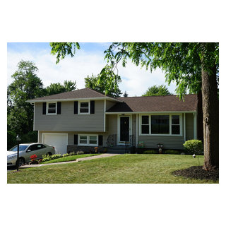 Kaycan Timberlake Prestige Beige vinyl siding & OKNA windows. Meriden ...