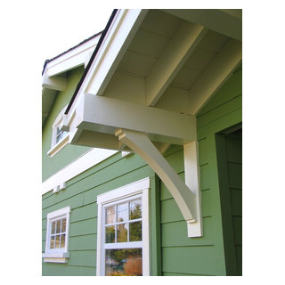 Knee brace at front entry - Traditional - Exterior - San Francisco - by ...