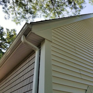 Mastic Timberstone Siding - Photos & Ideas | Houzz