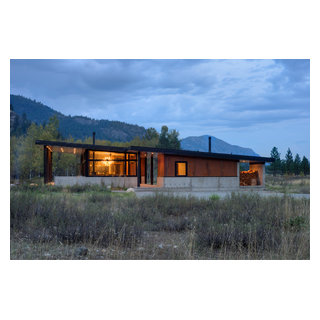 Mazama Ranchero - Contemporary - Exterior - Seattle - by CAST ...