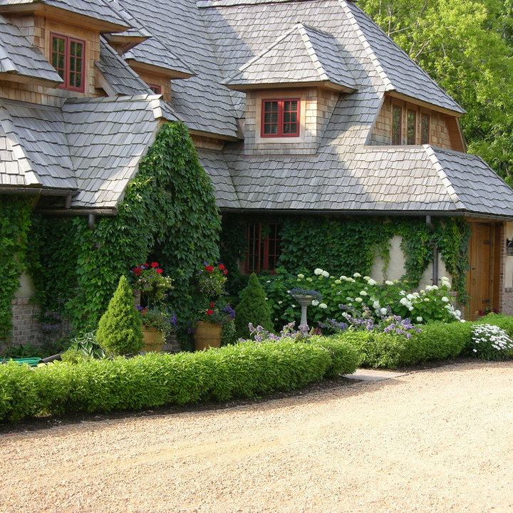 Cottage Exterior - Photos & Ideas | Houzz