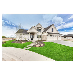 Meridian, Idaho Clark Falls Modern Farmhouse - Farmhouse - Exterior ...