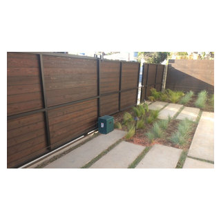 Mid Century Modern Fencing Revival - Midcentury - Exterior - Los ...