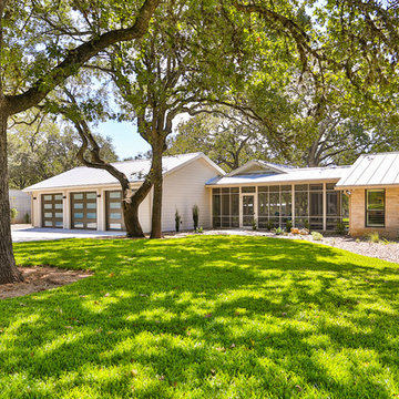 75 Mid-Century Modern Mixed Siding Exterior Home Ideas You'll Love ...