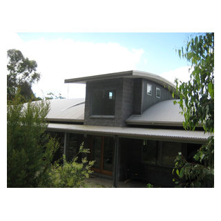 Modern Bush Home - Contemporary - Exterior - Sydney - by Australian ...