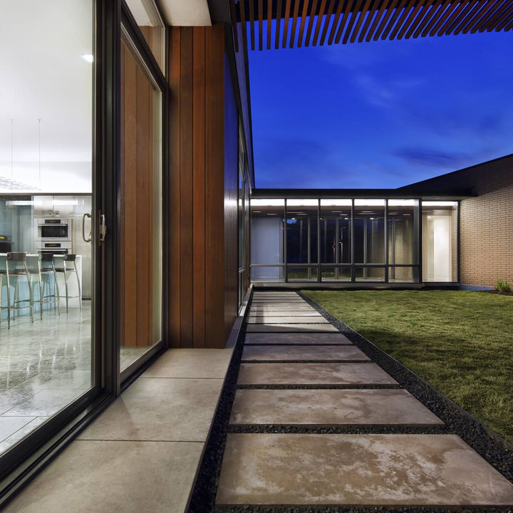 75 Modern Brick Exterior Home Ideas You'll Love - September, 2025 | Houzz