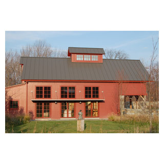 Modern Farmhouse Gutters - Farmhouse - Exterior - Boston - by Northeast ...