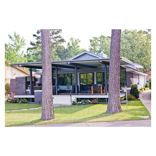 Modern House Exterior - Contemporary - Exterior - Houston - by Laura ...