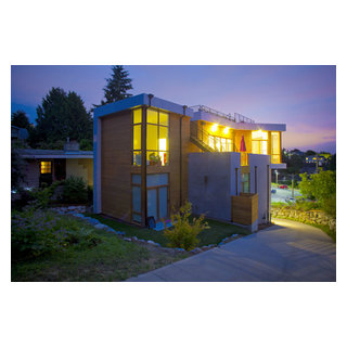Modern Phinney house - Modern - Exterior - Seattle - by Todd Brickman ...