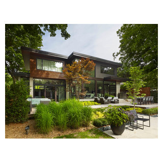 Modern Sidesplit House - Modern - Exterior - Toronto - by Jillian Aimis ...
