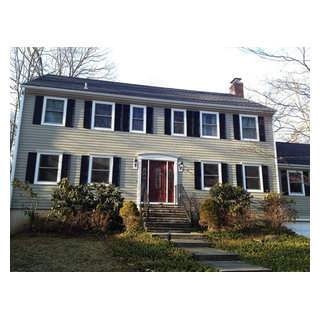 Monterey Taupe Cedarmill HardiePlank, Moire Black Landmark AR Shingled ...