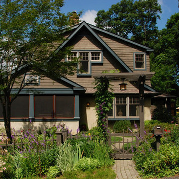 Exterior House Colors With Brown Roof - Photos & Ideas | Houzz