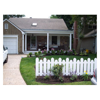 Nantucket style porch and fence - Traditional - Exterior - New York ...