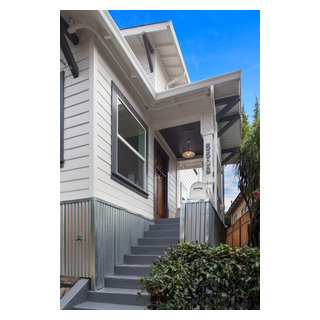 Napa Farmhouse Inspired Reno in Rockridge - Farmhouse - Exterior - San ...