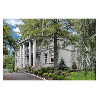 Neo-Classical, Colonial house - Traditional - Exterior - New York - by ...