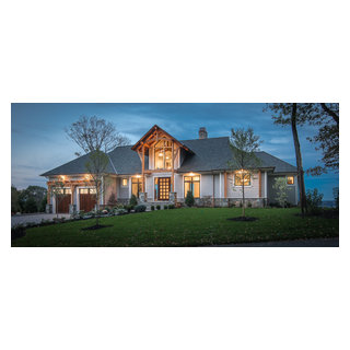 New Construction on Tweed Boulevard, Upper Grandview, New York ...