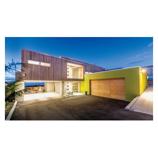 Northcott Residence - Modern - House Exterior - Other - by UNO Windows ...