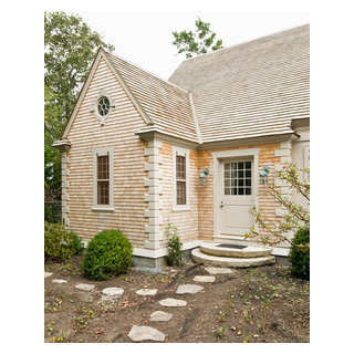 Oceanfront House - Traditional - Exterior - Boston - by Judge Skelton ...