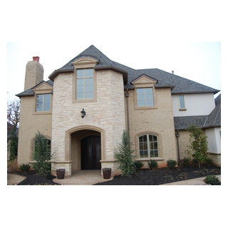 Old English - Exterior - Oklahoma City - by Mangum Brick Company | Houzz