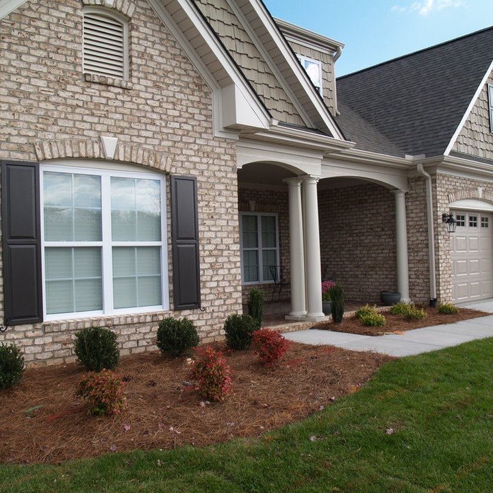 Oversize Tumbled Brick - Photos & Ideas | Houzz