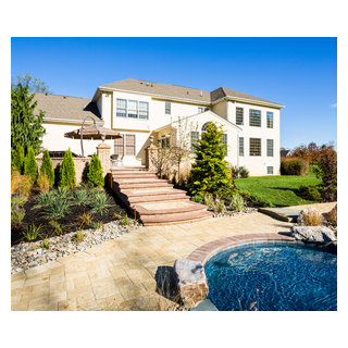 Raised Stone Bond Beam & Raised Spa Pool - Traditional - Exterior - New ...