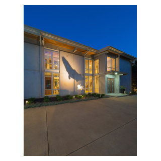 River Home - Contemporary - Exterior - Richmond - by B.O.B. - Beyond ...