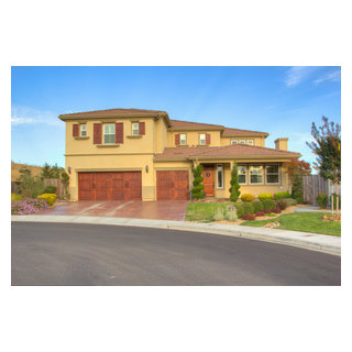 RW Garage Doors Wood Package (Garage Door, Entry Door & Decorative ...