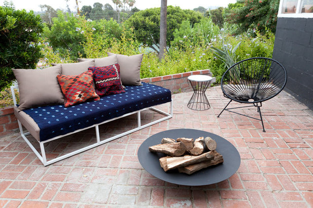 8 Ways to Decorate With Indigo Tie-Dye