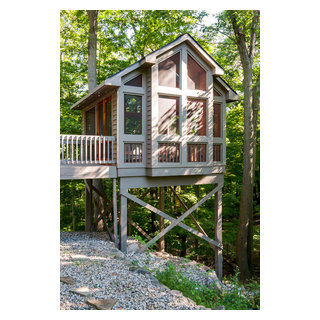 Screened-In Guest House for Giraffe Design Build - Rustic - Exterior ...