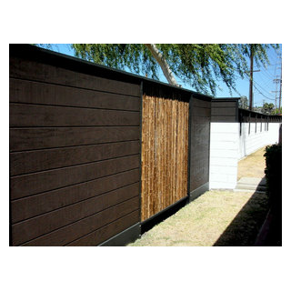 Shariff Residence Fence - Beach Style - Exterior - Los Angeles - by ...