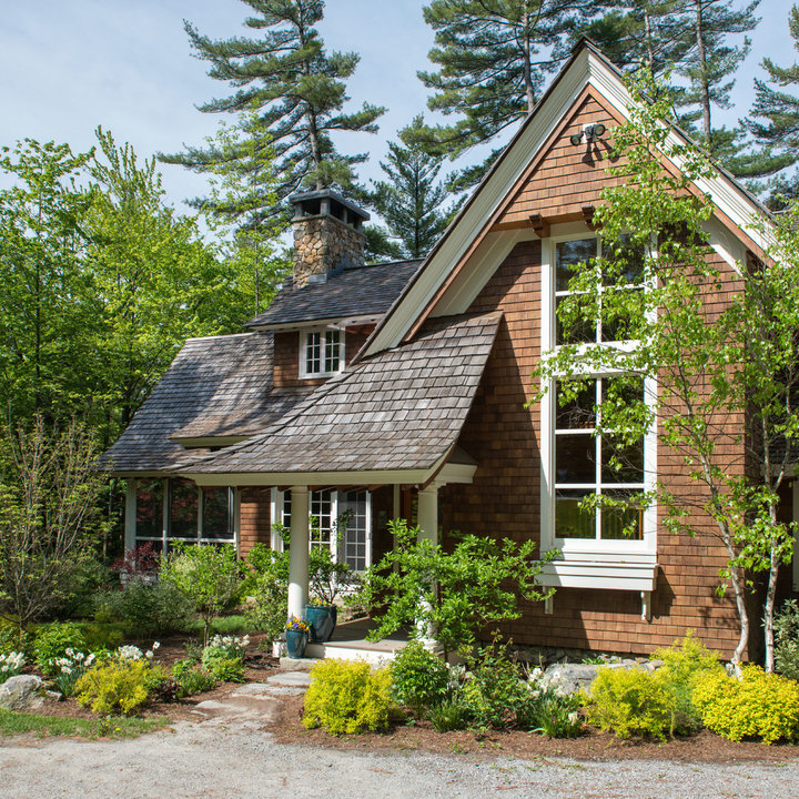 Shingle Style Cottage - Photos & Ideas | Houzz