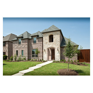 Siena - Traditional - Exterior - Dallas - by Cleve Adamson Custom Homes ...