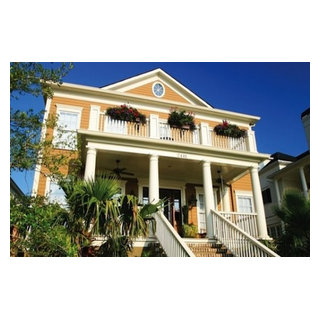 Smooth, Round, Tapered Columns - Classique - Façade - Toronto - par ...