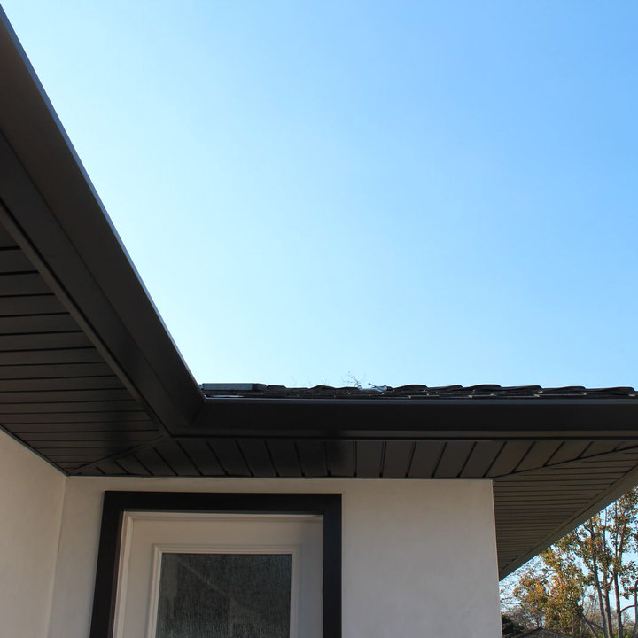 Dark Bronze Gutter - Photos & Ideas | Houzz