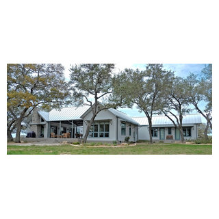 South Texas Ranch - Rustic - Exterior - Austin - by Black + Vernooy ...