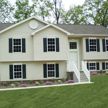 Split Foyer Exterior Update - Photos & Ideas | Houzz