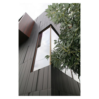Stair Window - Contemporary - Exterior - Los Angeles - by LAB+ (Liang ...