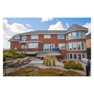 Stately Brick Mansion - Façade - Edmonton - par Durabuilt Windows ...