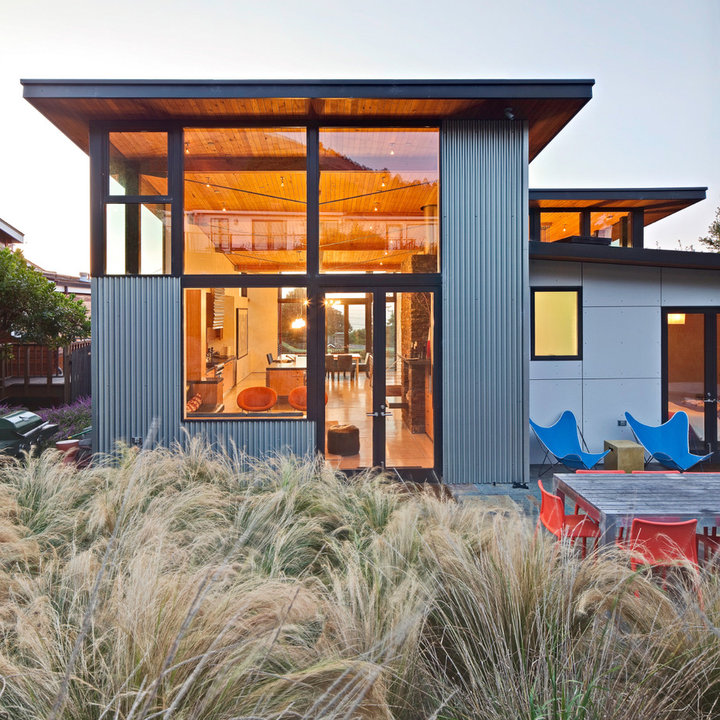 75 Beautiful Corrugated Iron Houses Home Design Ideas & Designs | Houzz AU
