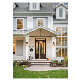 Sylvan Circle, Naperville, IL - Farmhouse - Exterior - Chicago - by M ...