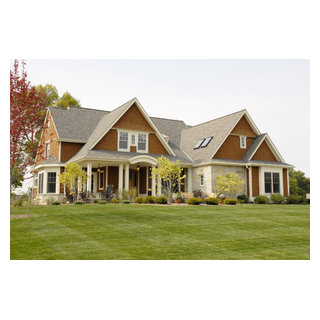 Talus Model - Traditional - House Exterior - Milwaukee - by Designs ...