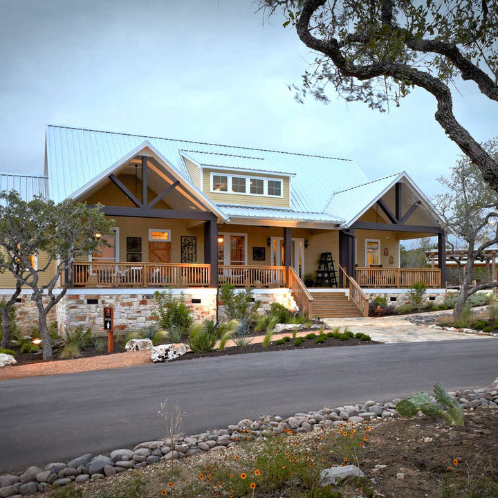 Texas Casual Cottage - Photos & Ideas | Houzz