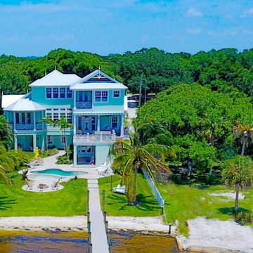 2 Story Boat Dock - Photos & Ideas | Houzz