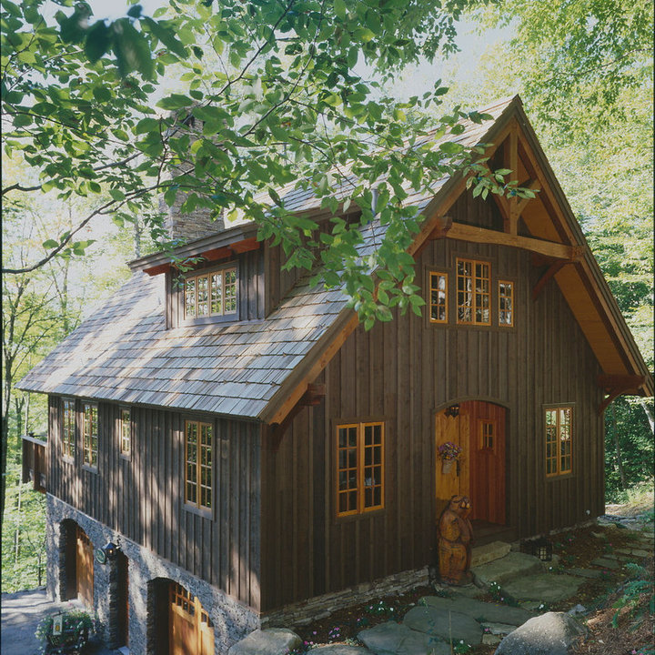 Carriage House - Photos & Ideas | Houzz