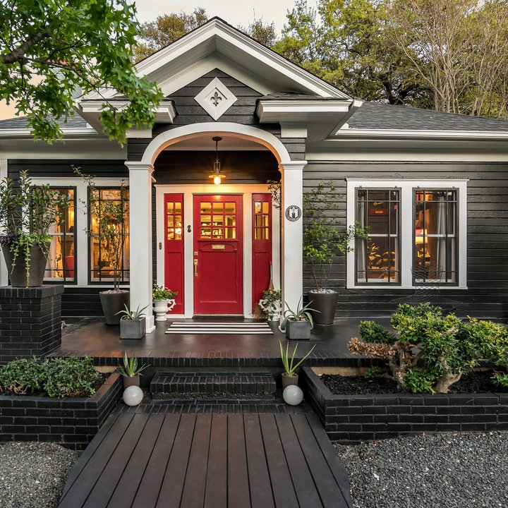 75 Beautiful Traditional House Exterior Ideas and Designs - August 2022 ...
