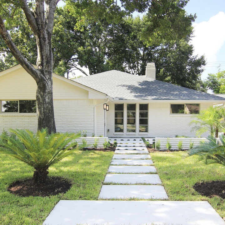 75 Transitional Exterior Home Ideas You'll Love - September, 2025 | Houzz