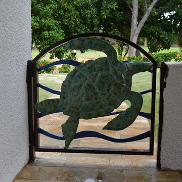 75 Tropical Exterior Home Ideas You'll Love - August, 2024 | Houzz