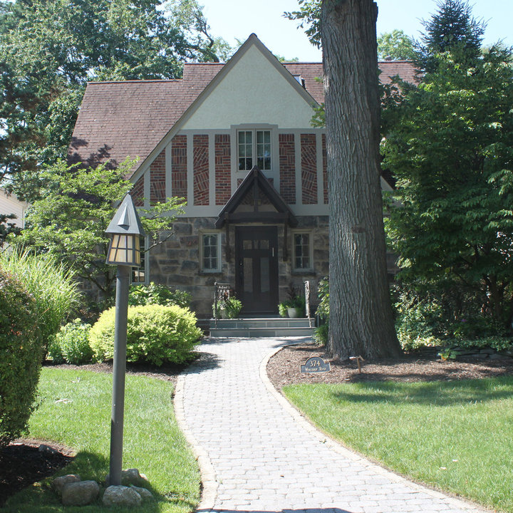 Tudor House Paint Colors - Photos & Ideas | Houzz