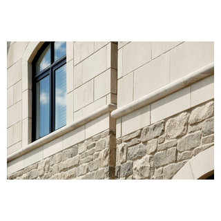 Tumbled Vintage / Mystick Grey Brick & Arriscraft Building Stone Home ...