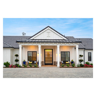 Urban Ranch RSF - Farmhouse - Exterior - San Diego - by McCullough ...